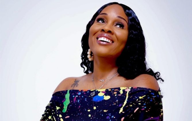 Giving Hope: A Dr. Ni'Cola Mitchell Interview - "GOD DID!"